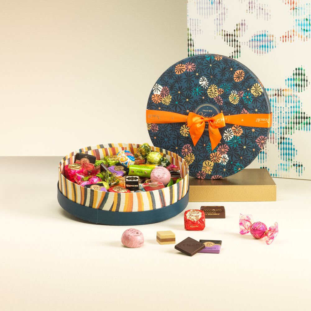 Tasting hamper with assorted chocolates 637 g - Venchi