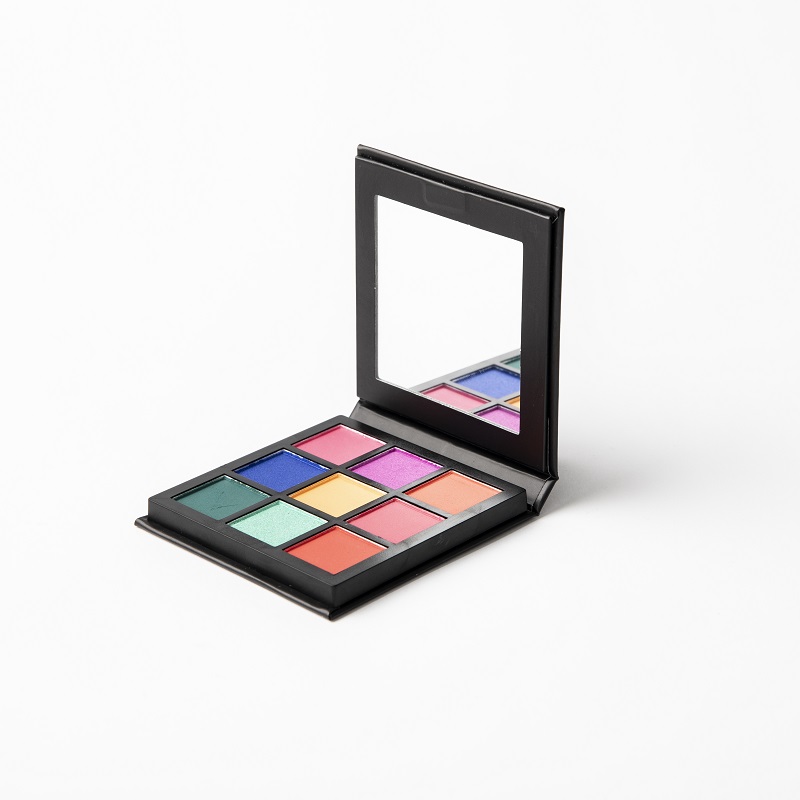 Miss Signature Eye Obsessions Bold 9 colour Eyeshadow