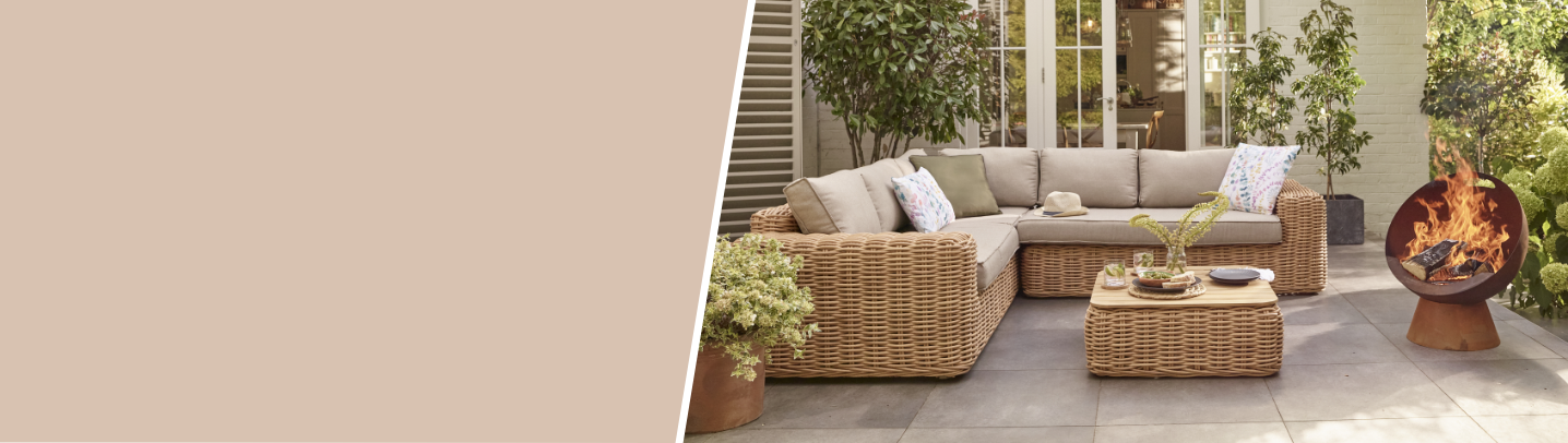 Garden Furniture, BBQs & Pizza Ovens | Dobbies Garden Centres