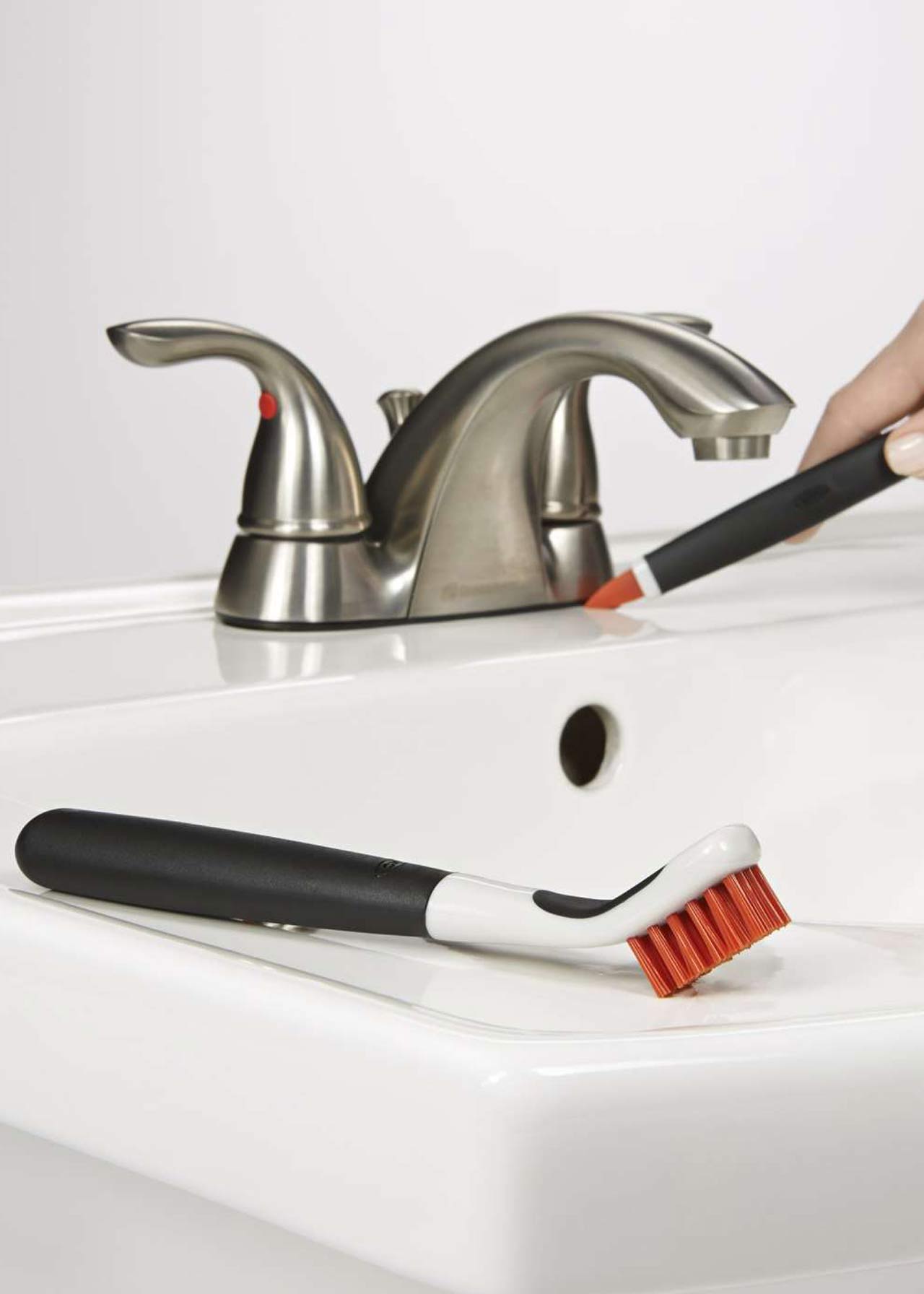 OXO Deep Clean Brush Set 16.5cm | Dobbies Garden Centres